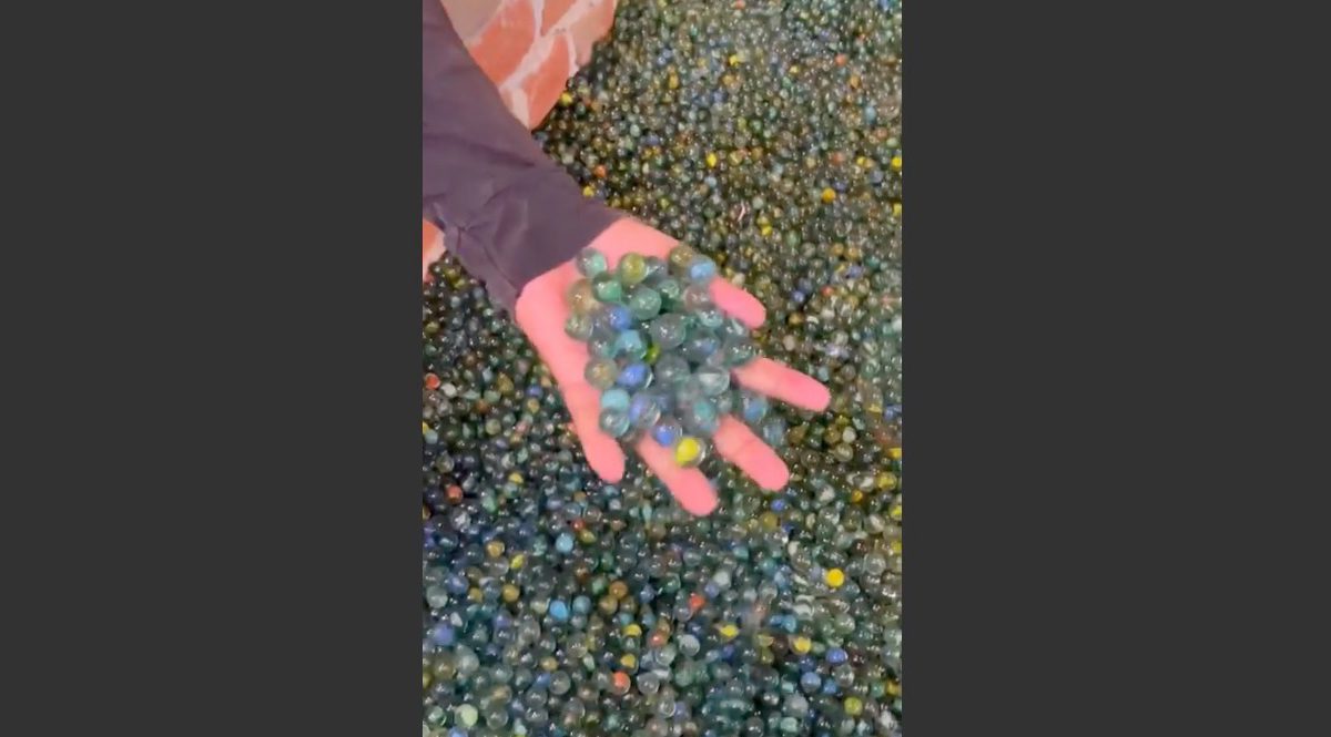 (ویدیو) تا حالا خط تولید تیله های رنگی رو دیده بودی! | قابل توجه دهه ...